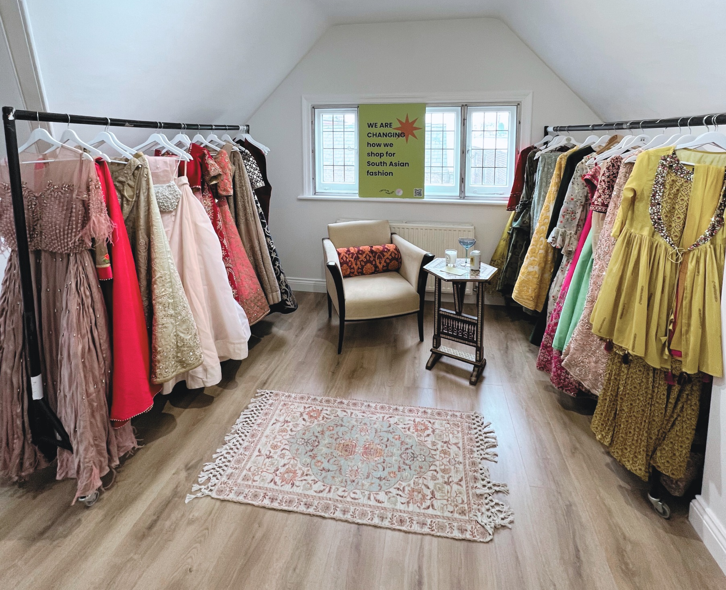 Emerald Bridal Jewellery Set – Circular Threads